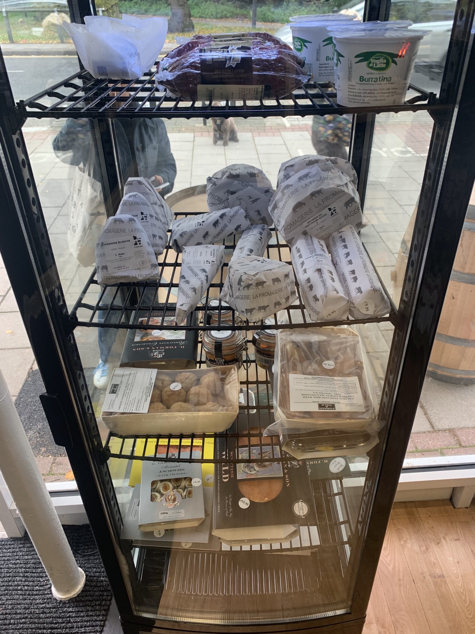 Wanstead’s new wine and cheese bar is open – Wansteadium